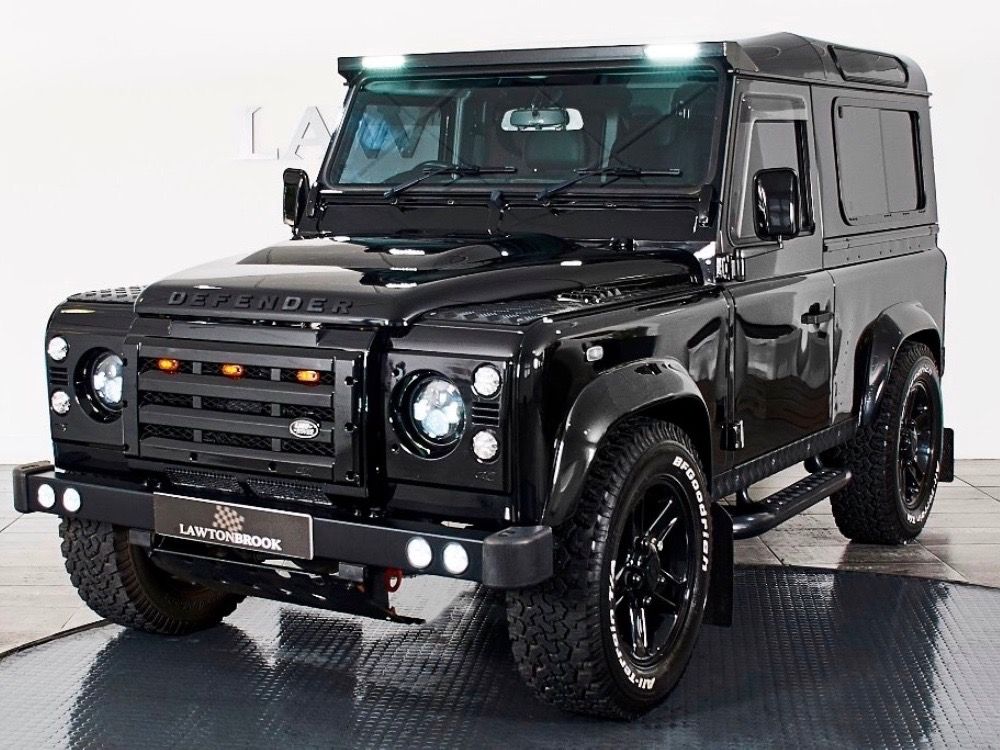 2014 Land Rover Defender 90 | Star Car Hire