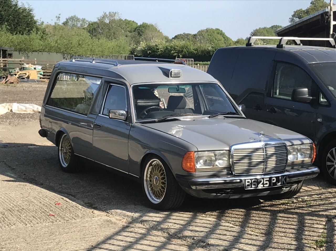 Lowered Mercedes W123 Car
