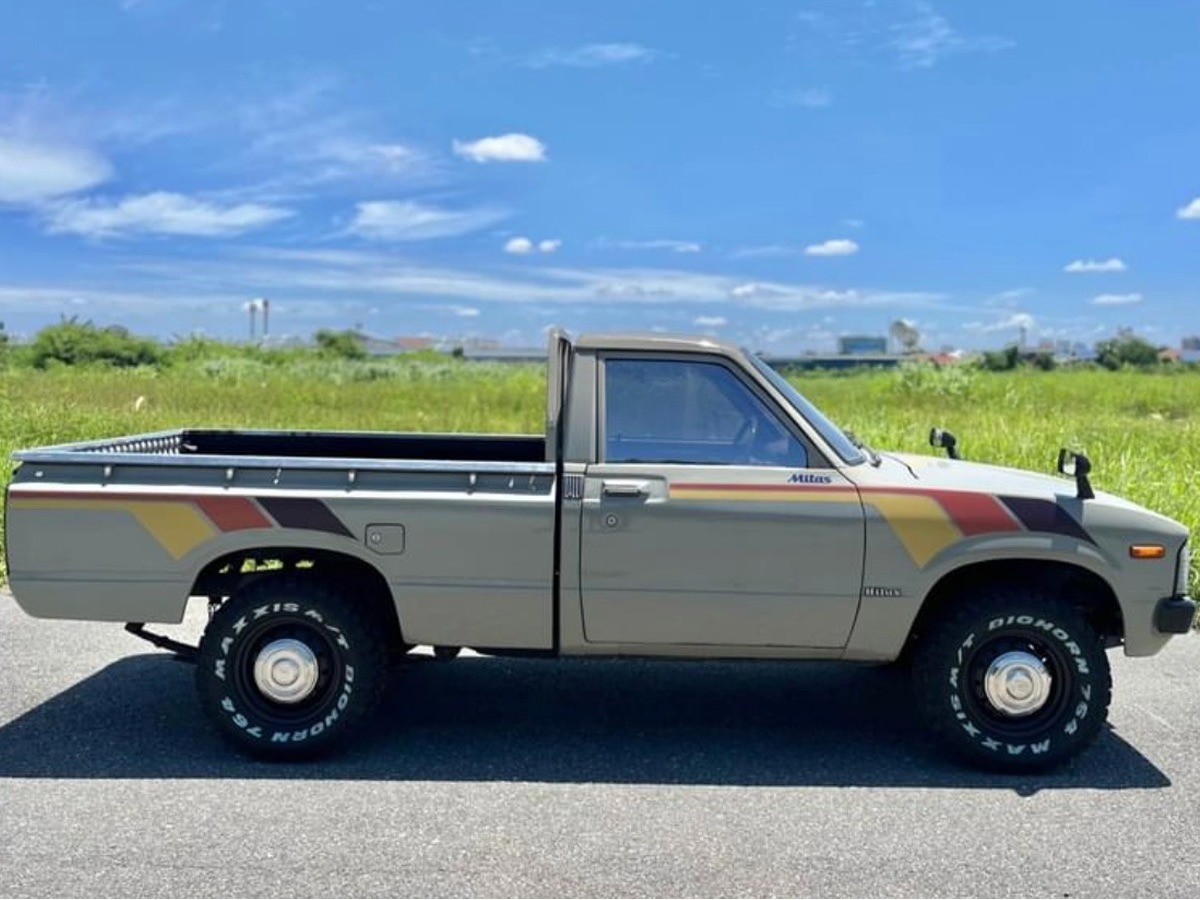 1980 Toyota Hilux | Star Car Hire
