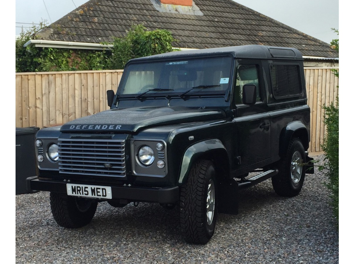2015 Land Rover Defender 90 | Star Car Hire