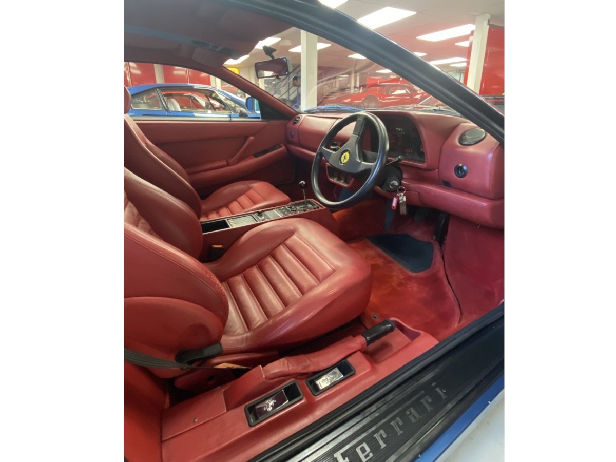 1993 Ferrari Testarossa | Star Car Hire