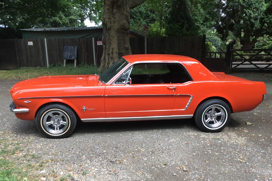 1965 Ford Mustang | Star Car Hire
