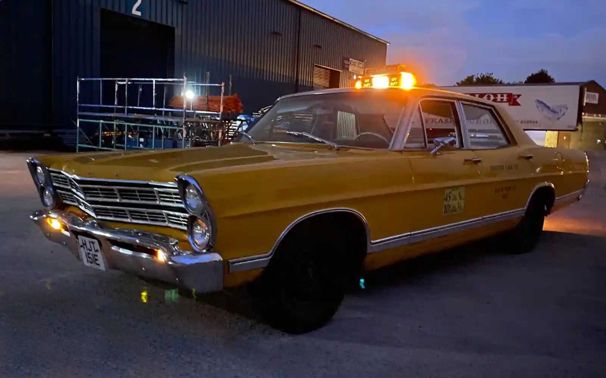1969 Ford Galaxie | Star Car Hire