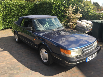 1992 Saab 900 | Star Car Hire